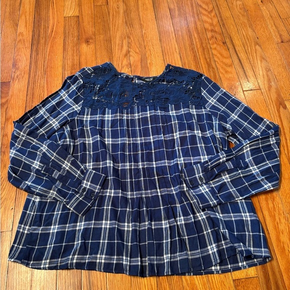 Simply Vera Vera Wang | Tops | Simply Vera Vera Wang Plaid Lace Long ...